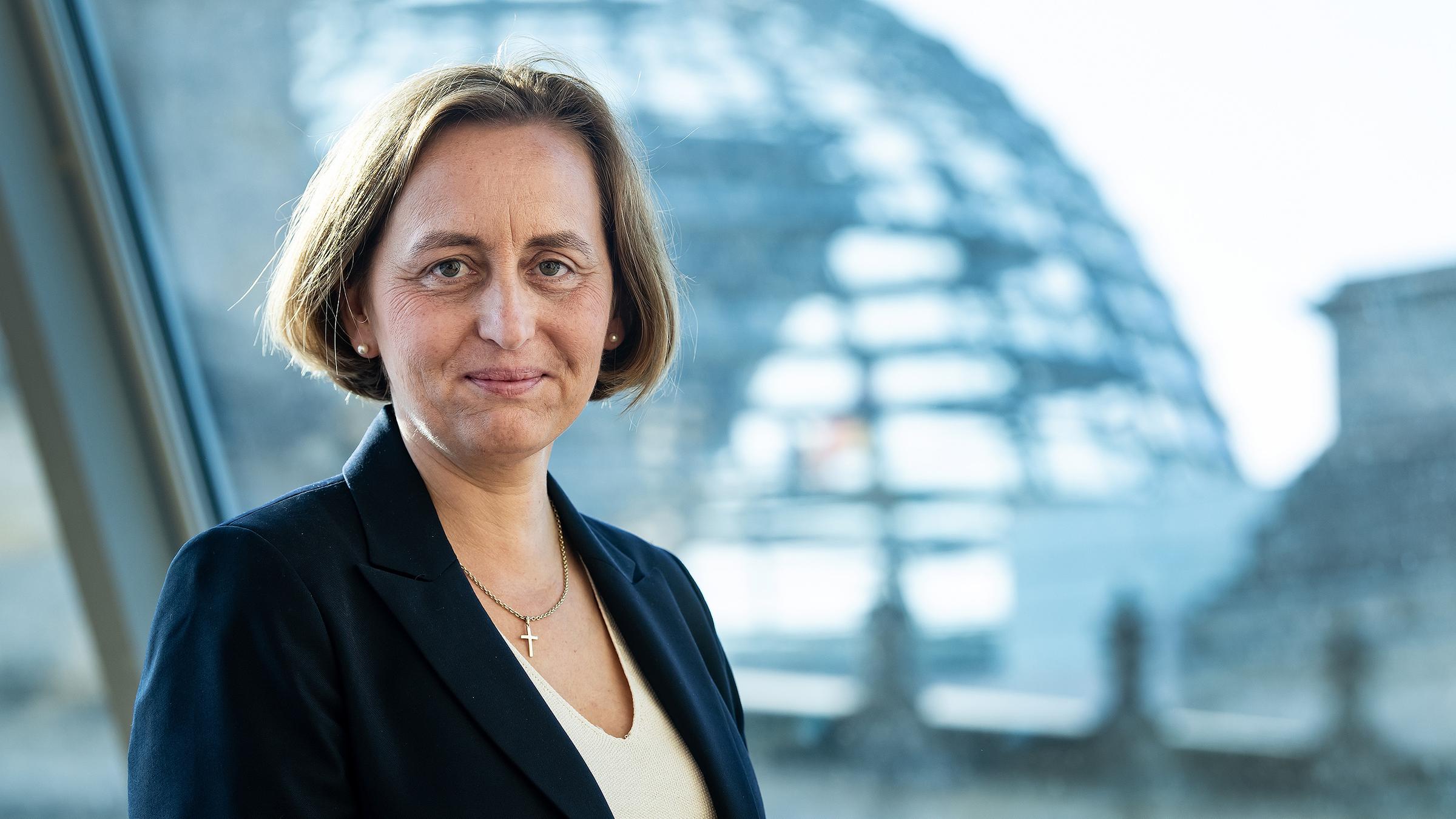 Hundekot-Angriff auf AfD-Politikerin Beatrix von Storch - ZDFheute