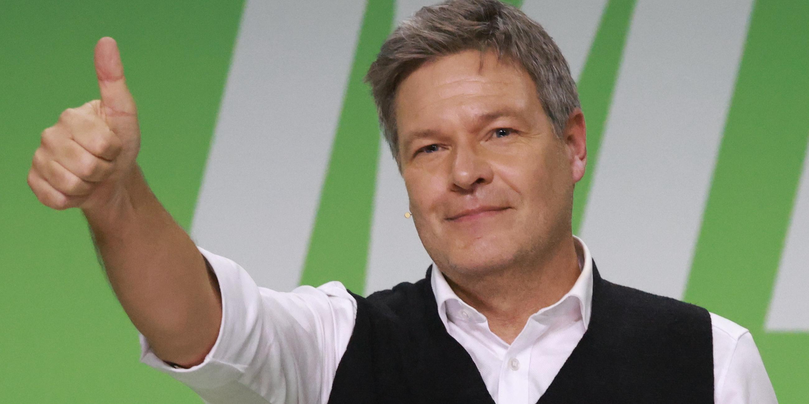 Robert Habeck zum Kanzlerkandidaten der Grünen gekürt - ZDFheute