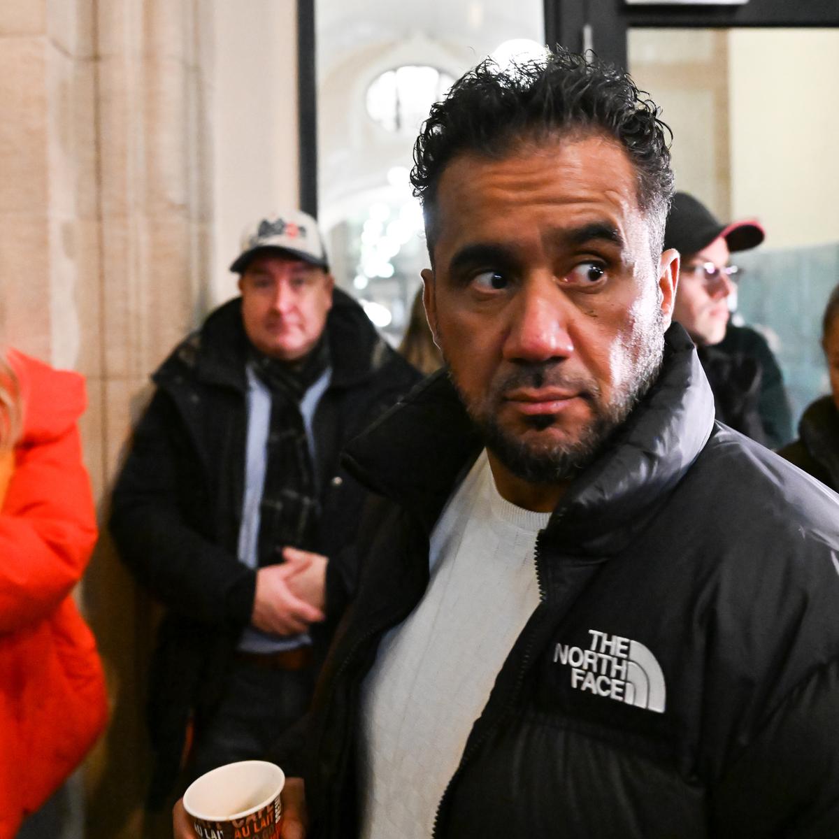 Abou Chaker Clan Logo Stern Bushido Gegen Abou Chaker. Im Krieg Mit