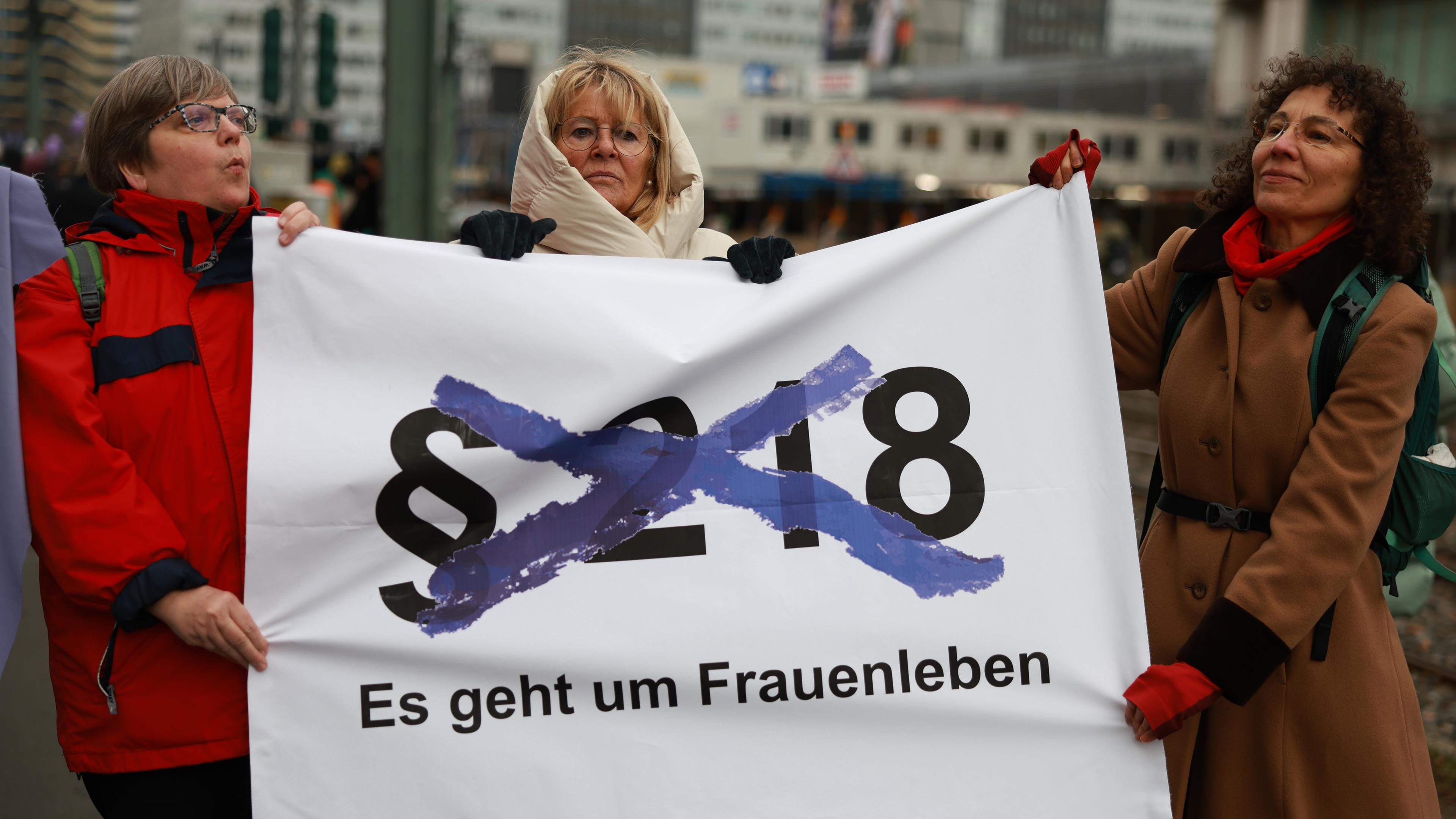 Abtreibung: Legalisierung vorerst gescheitert - ZDFheute