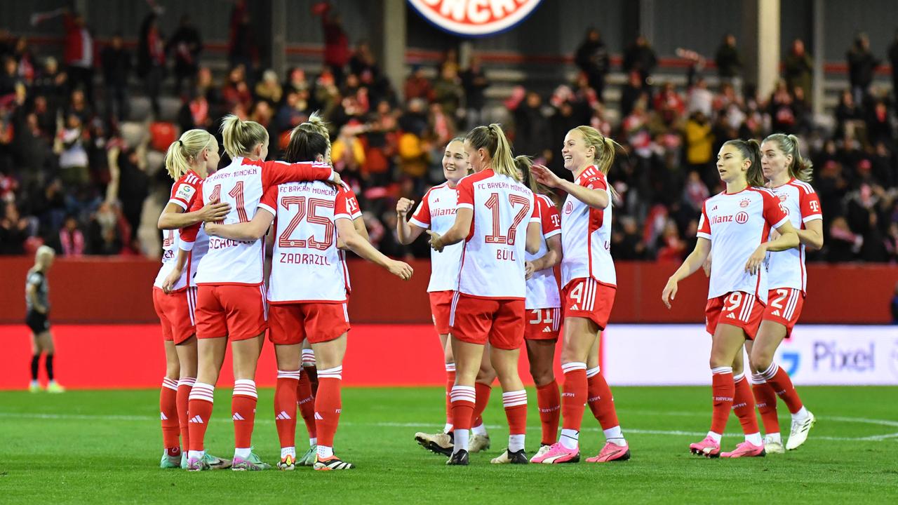 Frauen-Bundesliga: FC Bayern nach Gala wieder an der Spitze - ZDFmediathek
