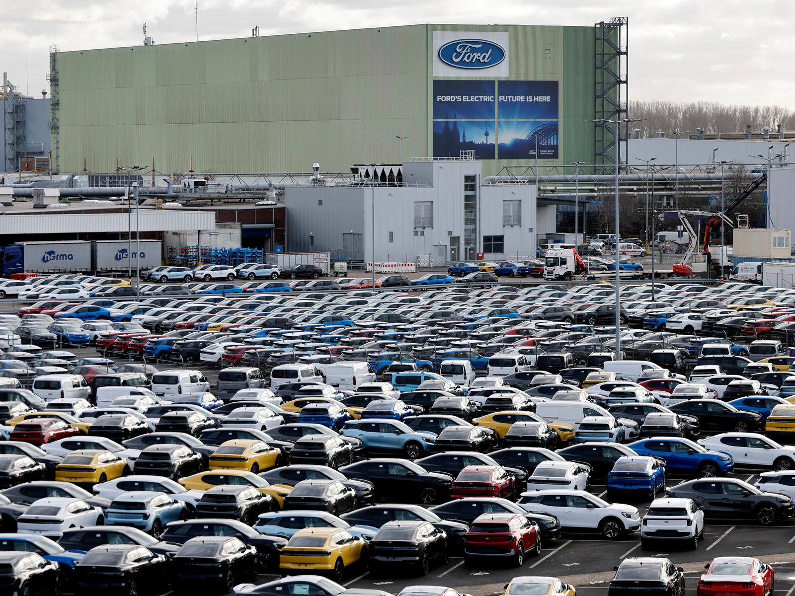Ford Automotive Industries Auto Dealer Body Appeals To Narayan Rane To