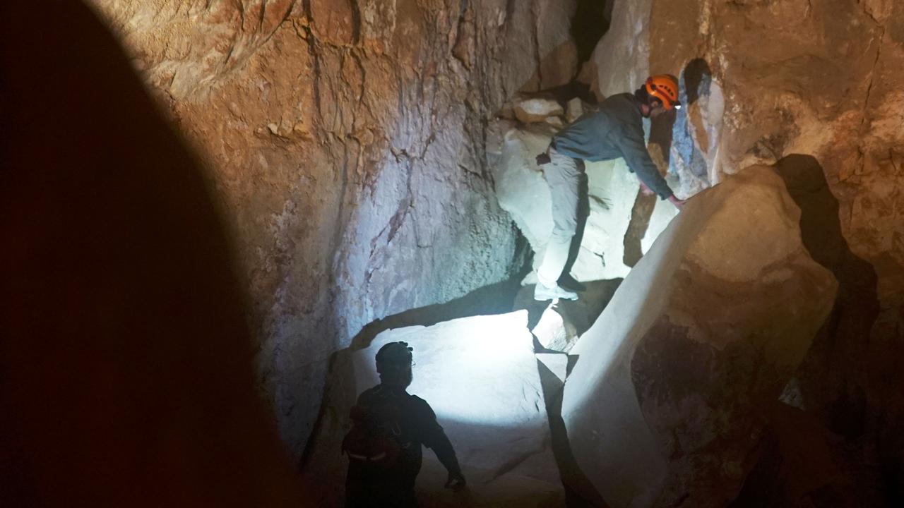 Geheime Welten - Reise in die Tiefe: Verborgene Schätze - ZDFmediathek