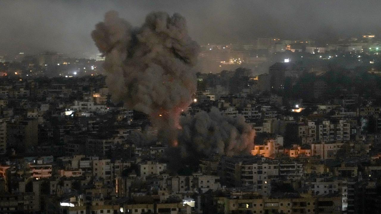 Auf Finanzstruktur: Israel setzt Angriffe auf Hisbollah fort - ZDFheute