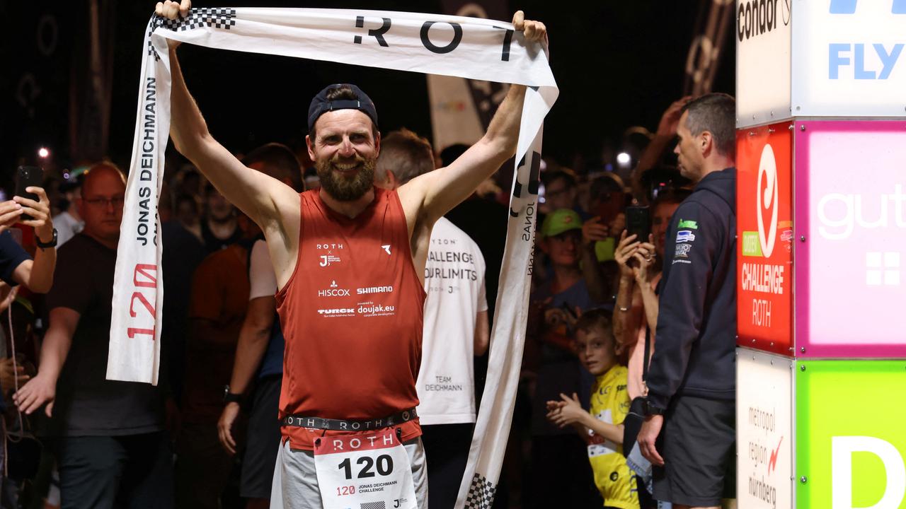 Extremsport: Deichmann schafft 120. Triathlon in 120 Tagen - ZDFheute