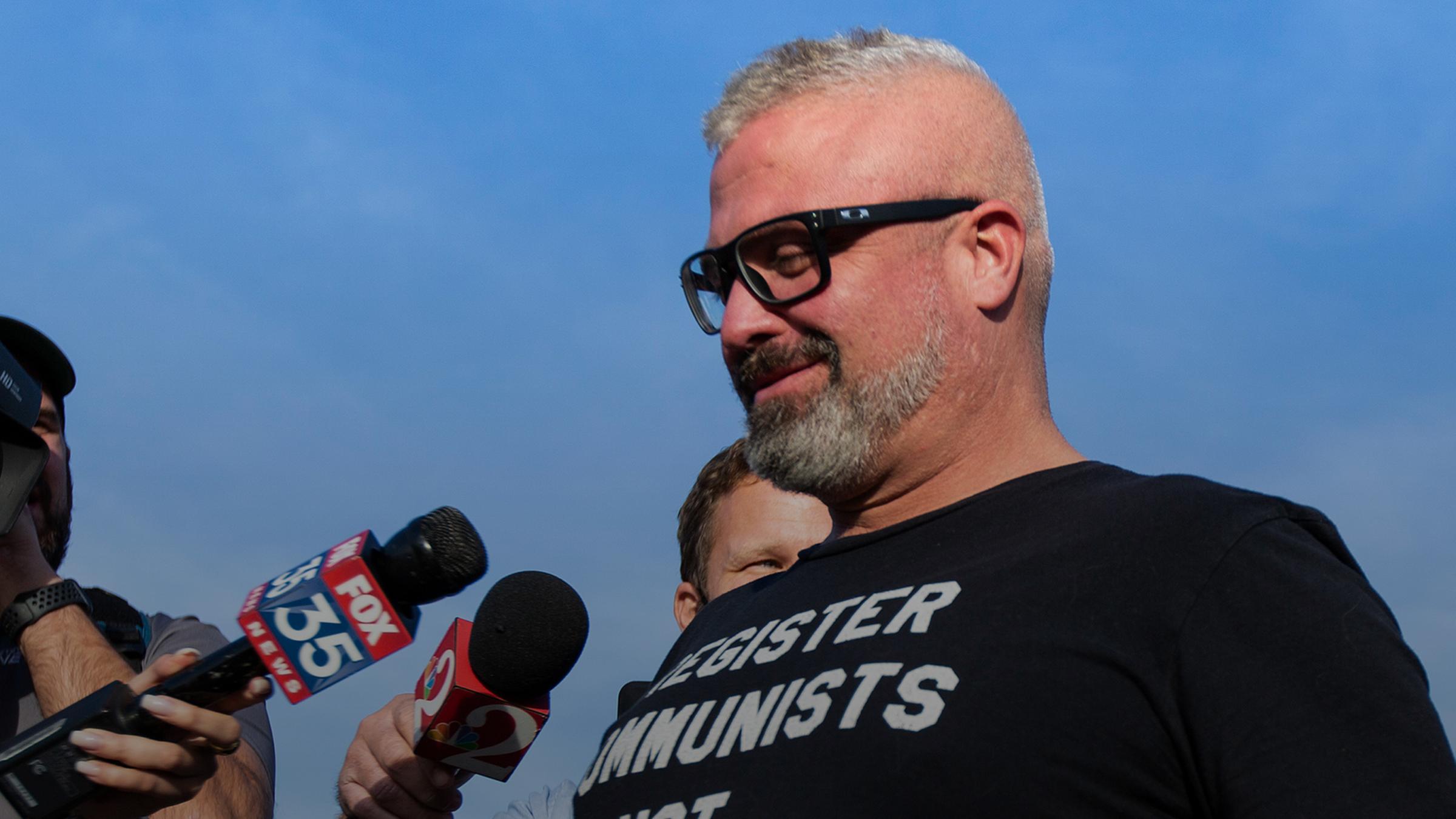 US-Kapitol-Sturm: 22 Jahre Haft für Ex-"Proud Boys"-Anführer - ZDFheute