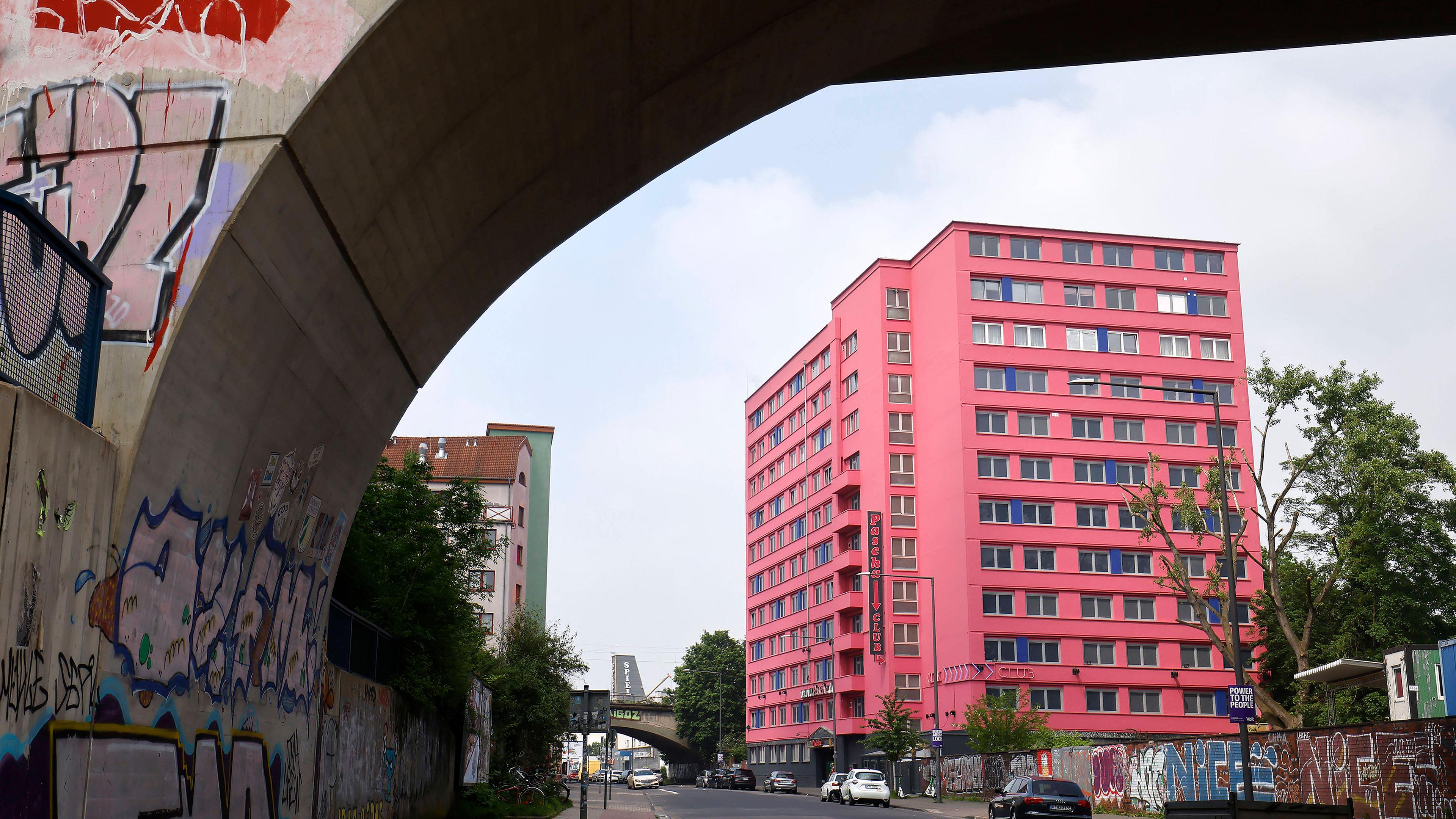 Kölner Laufhaus "Pascha": Sex, Geldwäsche und China-Spione? - ZDFheute