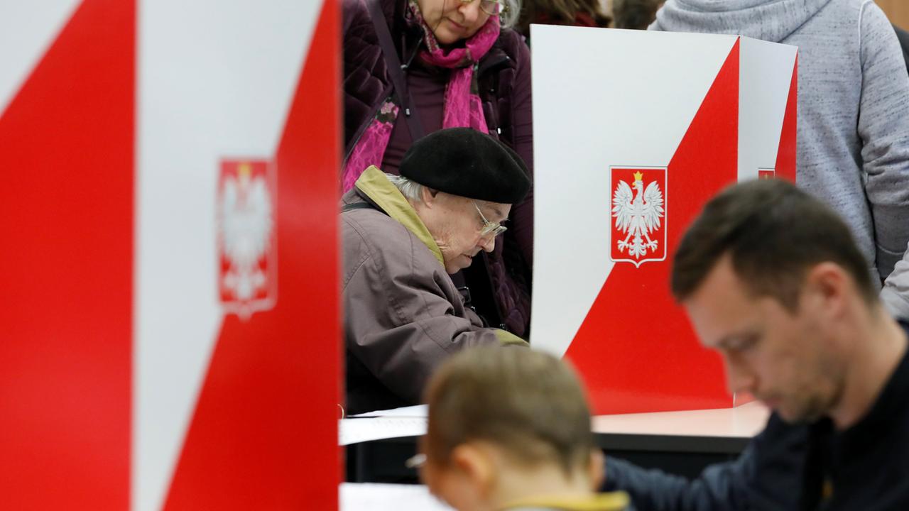 Vor Europa- und Parlamentswahl: Polen wählt Regionalparlamente - ZDFheute