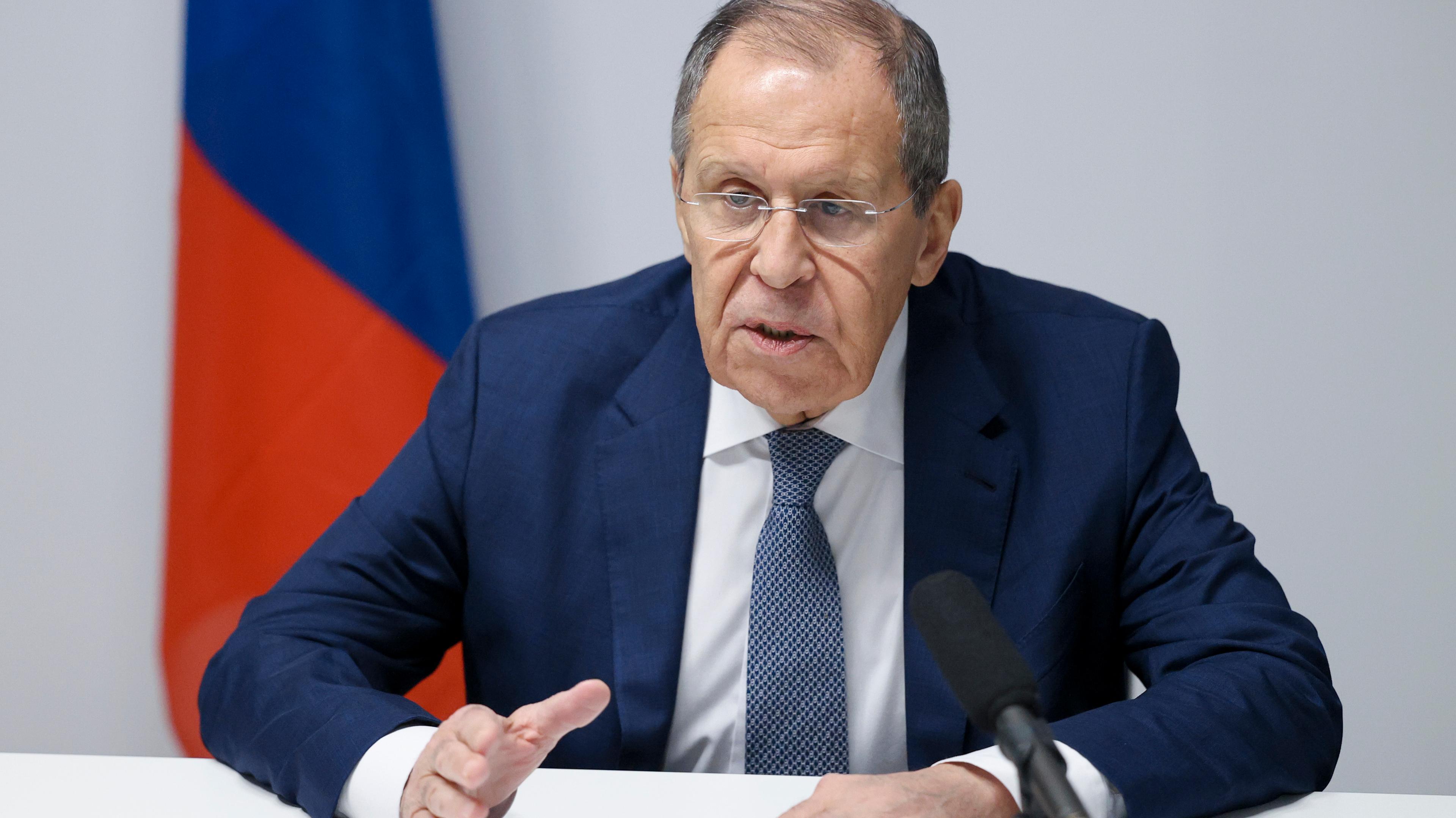 Lawrow: Bereit, im Ukraine-Krieg "jedes Mittel einzusetzen" - ZDFheute