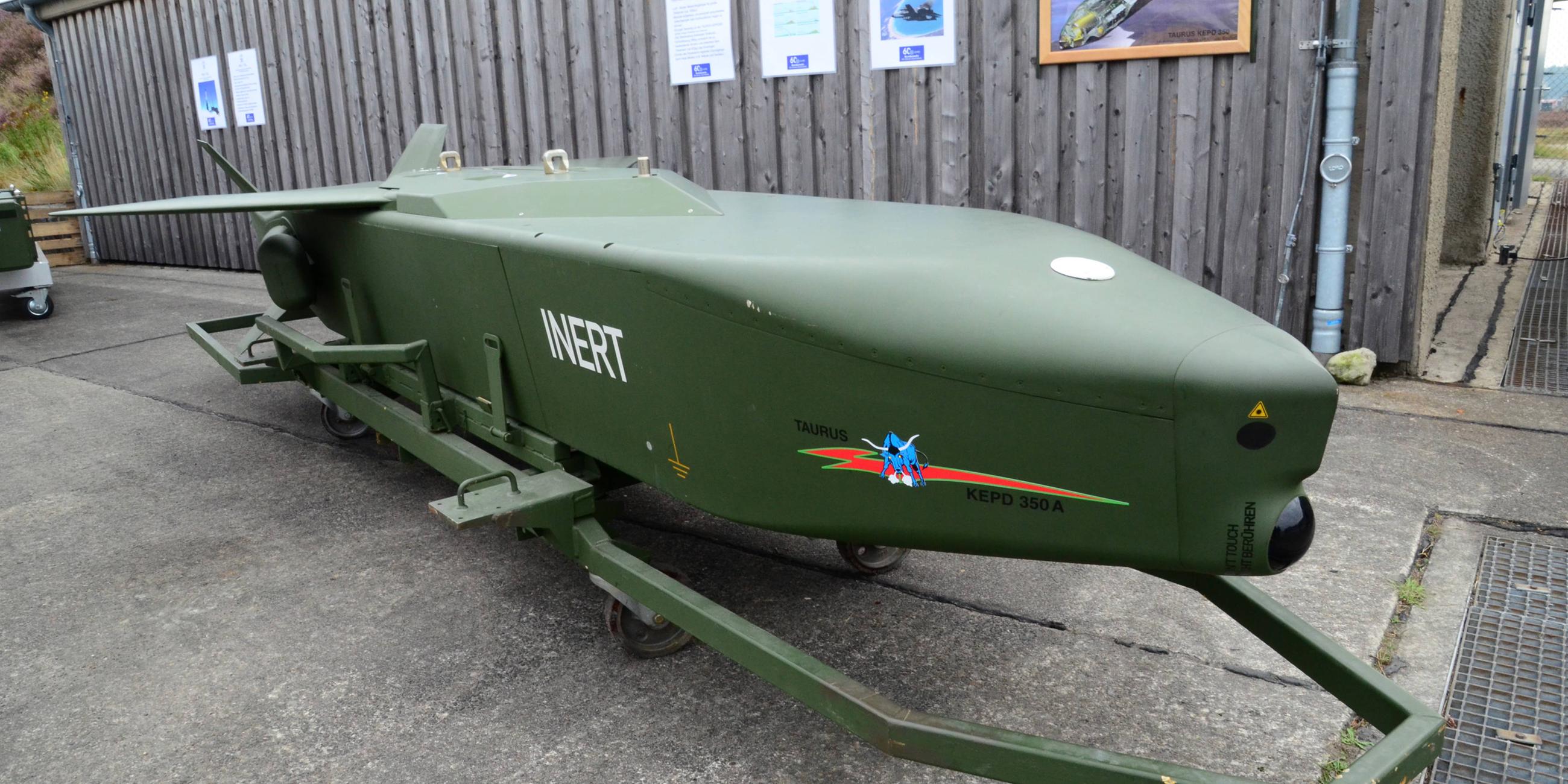 Deutschland erwägt Taurus-Ringtausch für Ukraine - ZDFheute