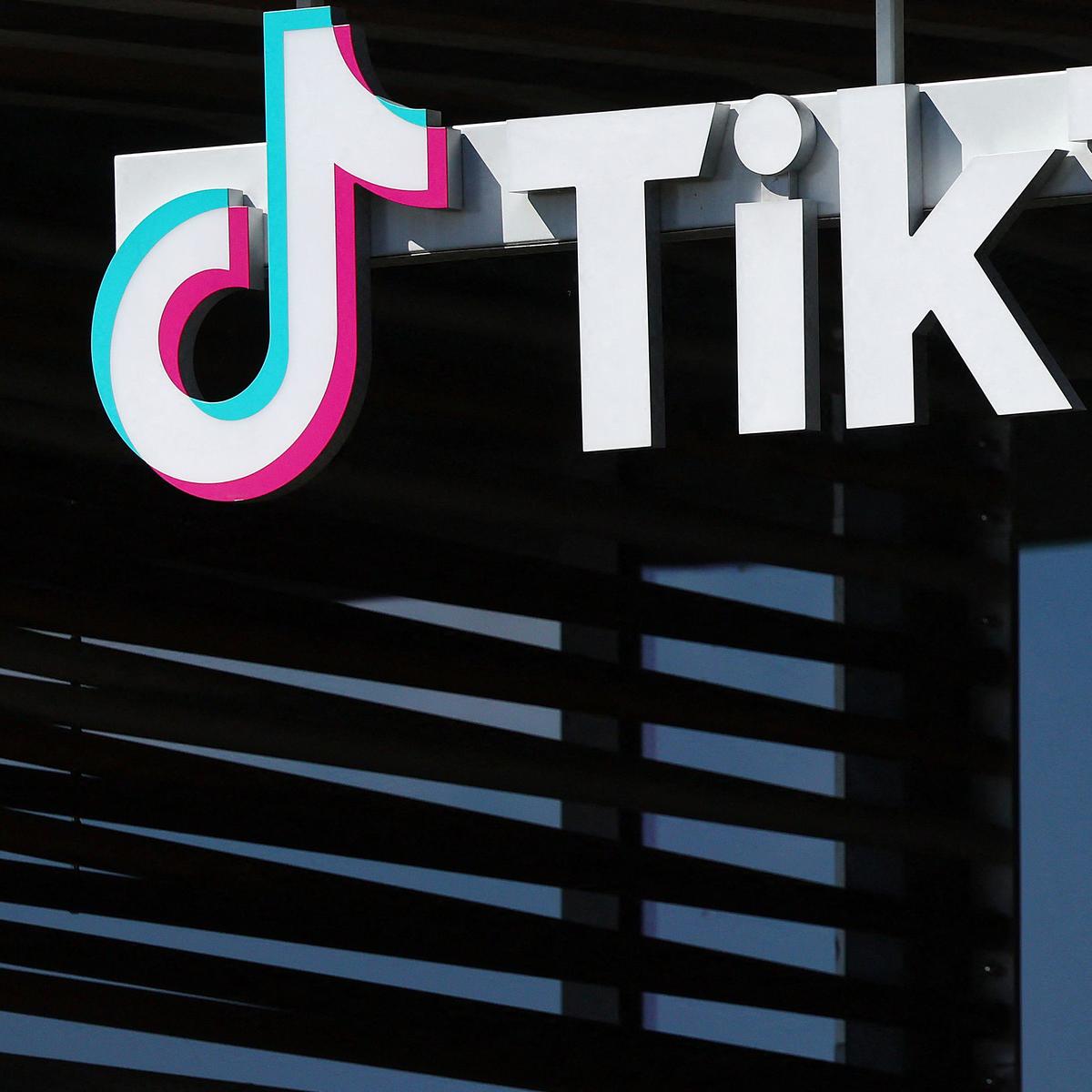 Tickety Toc Logo Wir Machen Hier Radio. Der Festakt.